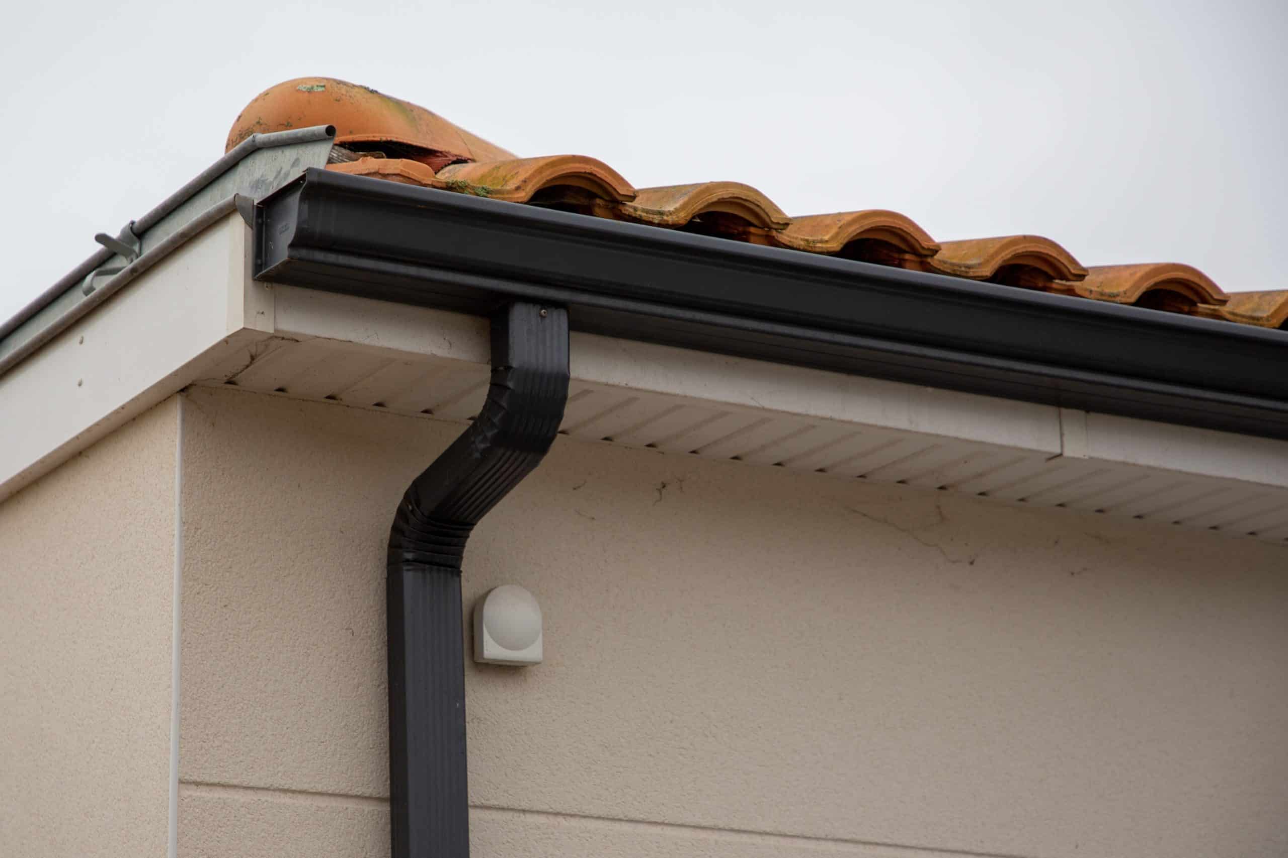 Benefits of Gutters in Harris County | Armstrong Gutters
